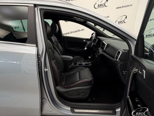 Kia Sportage 2019 in Vilnius, with an engine capacity of 1.60 L and mileage of 106 thousand km for 15900 €, photo 4 on AUTOMOTO.COM.LV