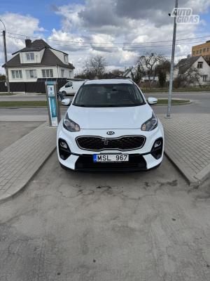 Kia Sportage 2019 in Siauliai, with an engine capacity of 1.60 L and mileage of 203 thousand km for 13800 €, photo  on AUTOMOTO.COM.LV