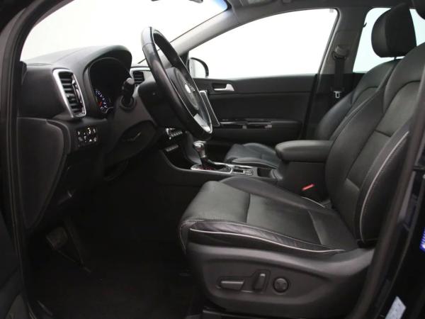 Kia Sportage 2019 in Vilnius, with an engine capacity of 1.60 L and mileage of 150 thousand km for 17499 €, photo 4 on AUTOMOTO.COM.LV