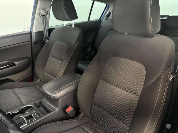 Kia Sportage 2019 in Vilnius, with an engine capacity of 1.60 L and mileage of 103 thousand km for 17500 €, photo 10 on AUTOMOTO.COM.LV