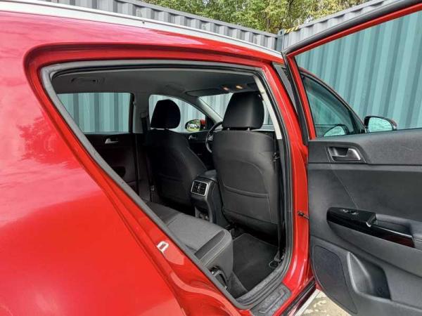 Киа Sportage 2019 в Вильнюс, объемом двигателя 1.60 л и пробегом 150 тыс. км за 12500 €, фото 6 на AUTOMOTO.COM.LV