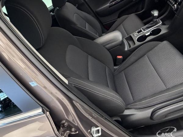 Kia Sportage 2021 in Vilnius, with an engine capacity of 1.59 L and mileage of 84 thousand km for 19900 €, photo 5 on AUTOMOTO.COM.LV