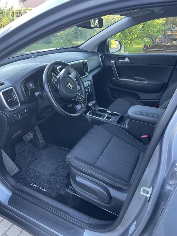 Kia Sportage 2021 in Silute, with an engine capacity of 1.60 L and mileage of 68 thousand km for 20000 €, photo 5 on AUTOMOTO.COM.LV