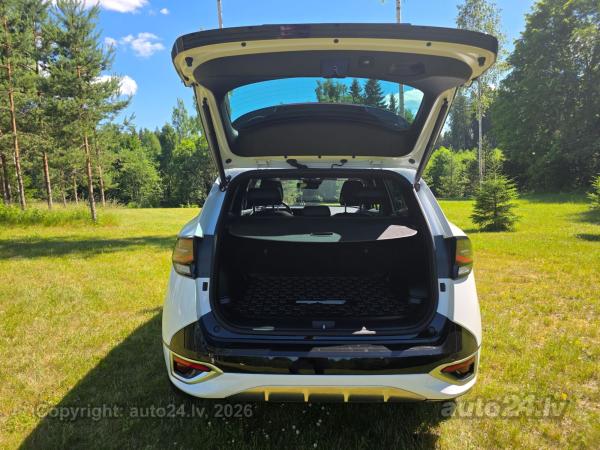 Киа Sportage 2025 в Выру, объемом двигателя 1.60 л и пробегом 10 тыс. км за 35300 €, фото 8 на AUTOMOTO.COM.LV