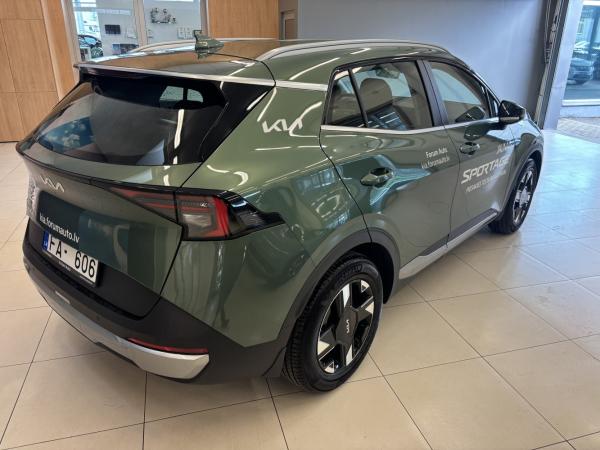 Kia Sportage 2026 Rīga, ar dzinēja tilpumu 1.60 L un nobraukumu 4 tūkst. km par 2740000 €, foto 3 vietnē AUTOMOTO.COM.LV