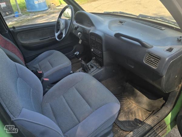 Зеленый Киа Sportage 1995 в Юрбаркас, объемом двигателя 2.00 л и пробегом 240 тыс. км за 666 €, фото 8 на AUTOMOTO.COM.LV