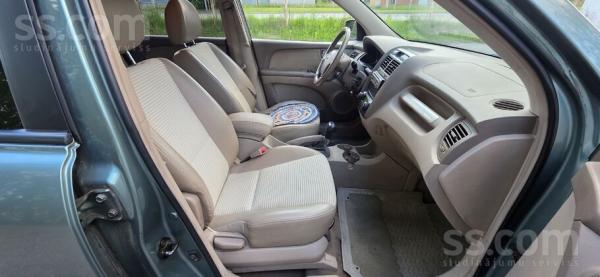 Зеленый Киа Sportage 2005 в Валмиера, объемом двигателя 2.00 л и пробегом 150 тыс. км за 2100 €, фото 8 на AUTOMOTO.COM.LV