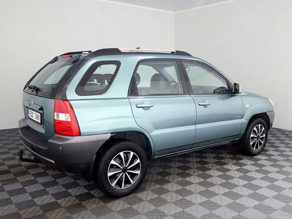 Green Kia Sportage 2005 in Tallinn, with an engine capacity of 2.00 L and mileage of 199 thousand km for 2299 €, photo 3 on AUTOMOTO.COM.LV