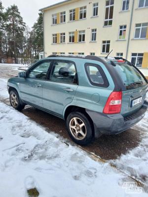 Зеленый Киа Sportage 2006 в Вильнюс, объемом двигателя 2.00 л и пробегом 316 тыс. км за 2600 €, фото 1 на AUTOMOTO.COM.LV