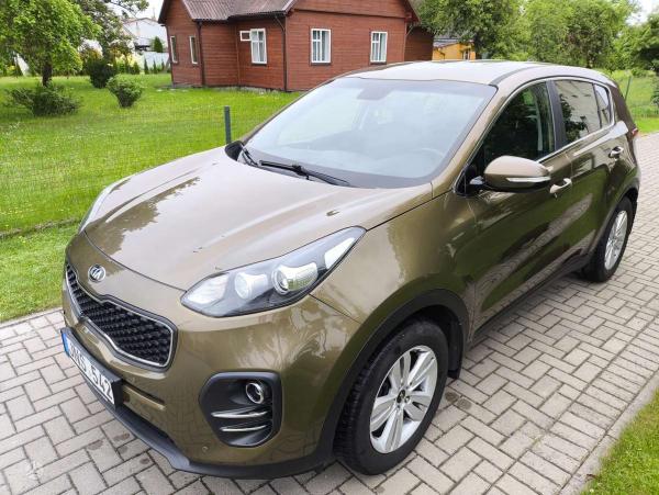 Green Kia Sportage 2017 in Kaunas, with an engine capacity of 1.69 L and mileage of 172 thousand km for 10600 €, photo 1 on AUTOMOTO.COM.LV