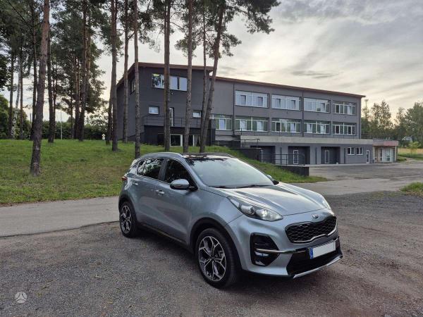 Green Kia Sportage 2020 in Taurage, with an engine capacity of 1.60 L and mileage of 194 thousand km for 14999 €, photo 5 on AUTOMOTO.COM.LV