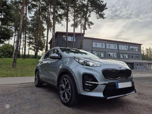 Green Kia Sportage 2020 in Taurage, with an engine capacity of 1.60 L and mileage of 194 thousand km for 14999 €, photo 6 on AUTOMOTO.COM.LV