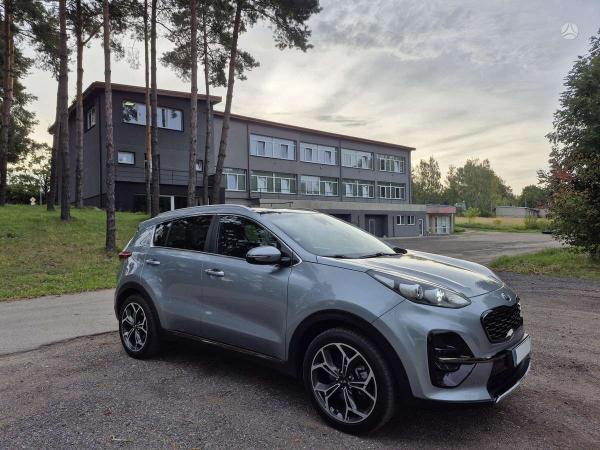Green Kia Sportage 2020 in Taurage, with an engine capacity of 1.60 L and mileage of 194 thousand km for 14999 €, photo 9 on AUTOMOTO.COM.LV