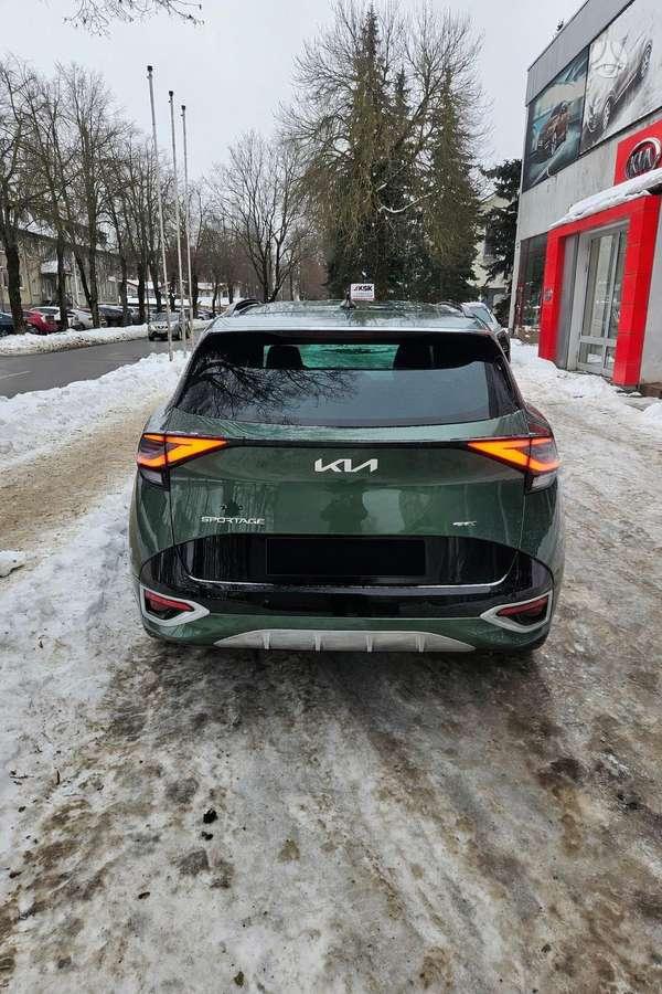 Green Kia Sportage 2022 in Klaipeda, with an engine capacity of 1.60 L and mileage of 36 thousand km for 28499 €, photo 4 on AUTOMOTO.COM.LV