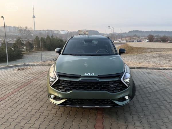 Green Kia Sportage 2022 in Vilnius, with an engine capacity of 1.60 L and mileage of 45 thousand km for 27999 €, photo 4 on AUTOMOTO.COM.LV