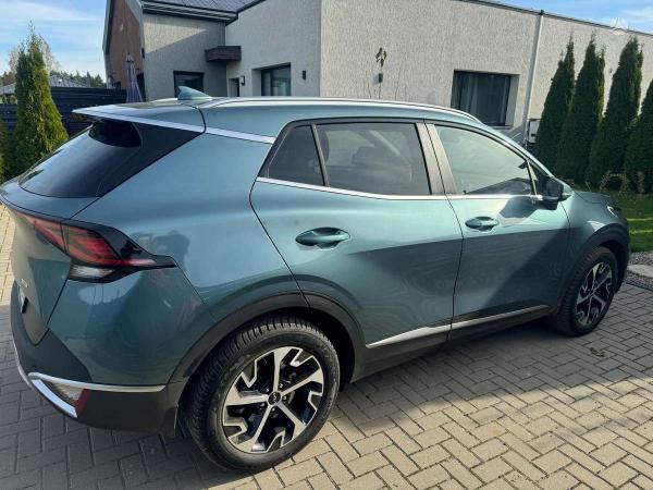 Zaļš Kia Sportage 2022 Viļņa, ar dzinēja tilpumu 1.60 L un nobraukumu 76 tūkst. km par 26500 €, foto 2 vietnē AUTOMOTO.COM.LV