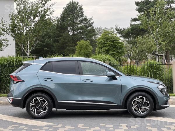 Green Kia Sportage 2022 in Jelgava, with an engine capacity of 1.60 L and mileage of 89 thousand km for 21400 €, photo 8 on AUTOMOTO.COM.LV