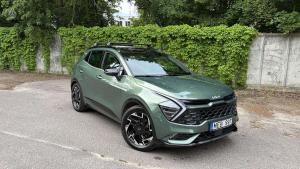 Green Kia Sportage 2022 in Alytus, with an engine capacity of 1.60 L and mileage of 110 thousand km for 24400 €, photo  on AUTOMOTO.COM.LV