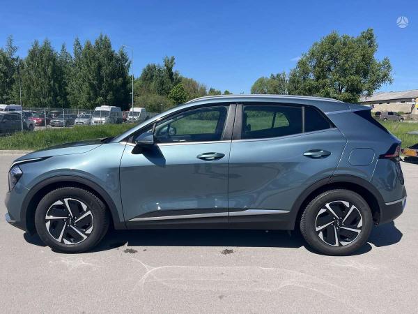 Green Kia Sportage 2022 in Taurage, with an engine capacity of 1.60 L and mileage of 170 thousand km for 17000 €, photo 5 on AUTOMOTO.COM.LV
