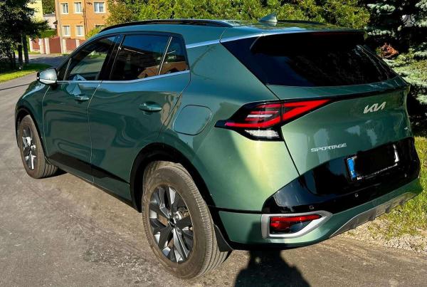 Зеленый Киа Sportage 2022 в Каунас, объемом двигателя 1.60 л и пробегом 45 тыс. км за 29000 €, фото 3 на AUTOMOTO.COM.LV