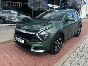 Зеленый Киа Sportage 2023 в Даугавпилс, объемом двигателя 1.60 л и пробегом 20 тыс. км за 26300 €, фото  на AUTOMOTO.COM.LV