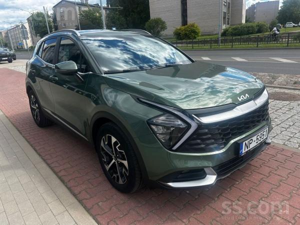 Zaļš Kia Sportage 2023 Daugavpils, ar dzinēja tilpumu 1.60 L un nobraukumu 20 tūkst. km par 26300 €, foto 3 vietnē AUTOMOTO.COM.LV