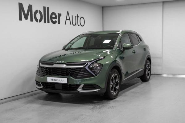 Green Kia Sportage 2023 in Vilnius, with an engine capacity of 1.60 L and mileage of 27 thousand km for 25500 €, photo 1 on AUTOMOTO.COM.LV