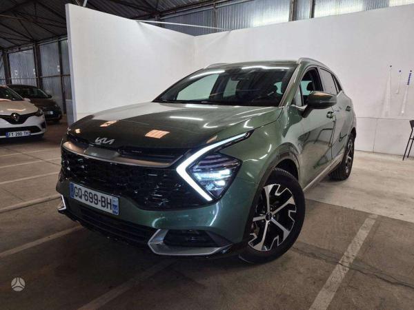 Green Kia Sportage 2023 in Vilnius, with an engine capacity of 1.60 L and mileage of 60 thousand km for 24990 €, photo 1 on AUTOMOTO.COM.LV