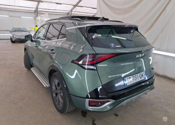 Зеленый Киа Sportage 2023 в Вильнюс, объемом двигателя 1.60 л и пробегом 71 тыс. км за 27990 €, фото 4 на AUTOMOTO.COM.LV