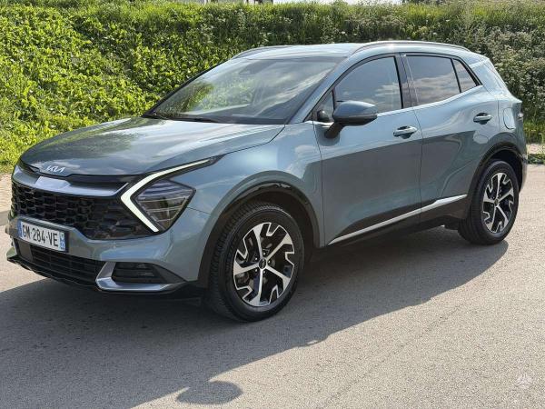 Зеленый Киа Sportage 2023 в Каунас, объемом двигателя 1.60 л и пробегом 149 тыс. км за 23390 €, фото 1 на AUTOMOTO.COM.LV