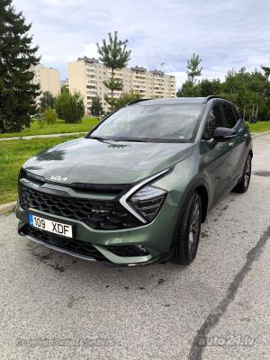 Зеленый Киа Sportage 2023 в Таллин, объемом двигателя 0.00 л и пробегом 23 тыс. км за 27900 €, фото  на AUTOMOTO.COM.LV