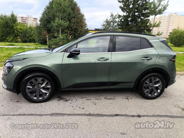 Зеленый Киа Sportage 2023 в Таллин, объемом двигателя 0.00 л и пробегом 23 тыс. км за 27900 €, фото 4 на AUTOMOTO.COM.LV