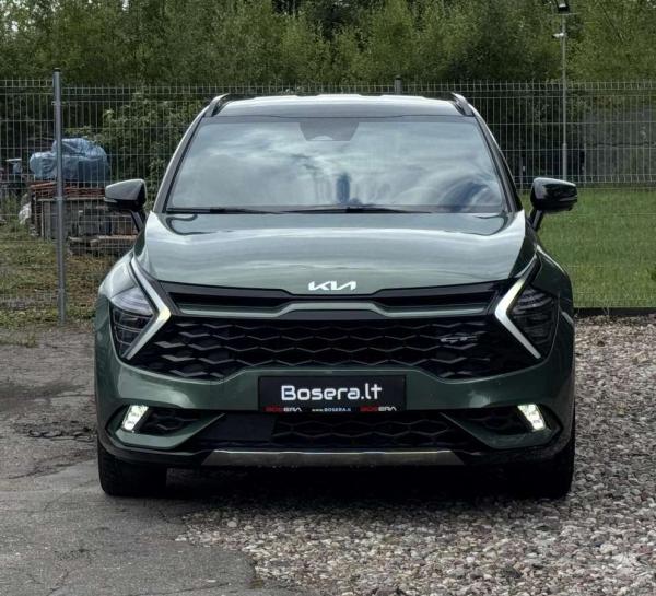 Green Kia Sportage 2024 in Vilnius, with an engine capacity of 1.60 L and mileage of 164 thousand km for 25990 €, photo 2 on AUTOMOTO.COM.LV