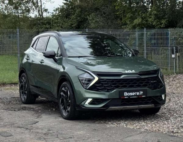 Green Kia Sportage 2024 in Vilnius, with an engine capacity of 1.60 L and mileage of 164 thousand km for 25990 €, photo 3 on AUTOMOTO.COM.LV