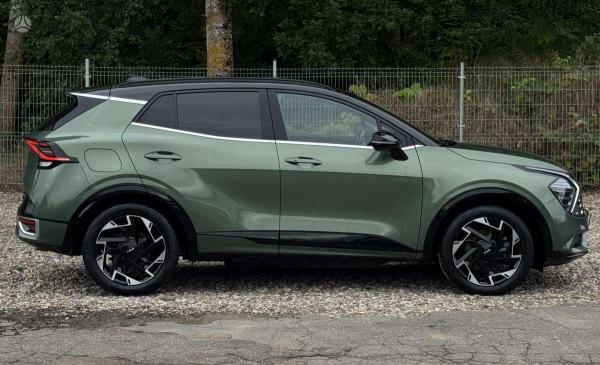 Green Kia Sportage 2024 in Vilnius, with an engine capacity of 1.60 L and mileage of 164 thousand km for 25990 €, photo 4 on AUTOMOTO.COM.LV