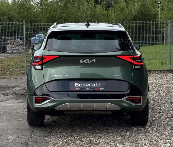 Green Kia Sportage 2024 in Vilnius, with an engine capacity of 1.60 L and mileage of 164 thousand km for 25990 €, photo 6 on AUTOMOTO.COM.LV