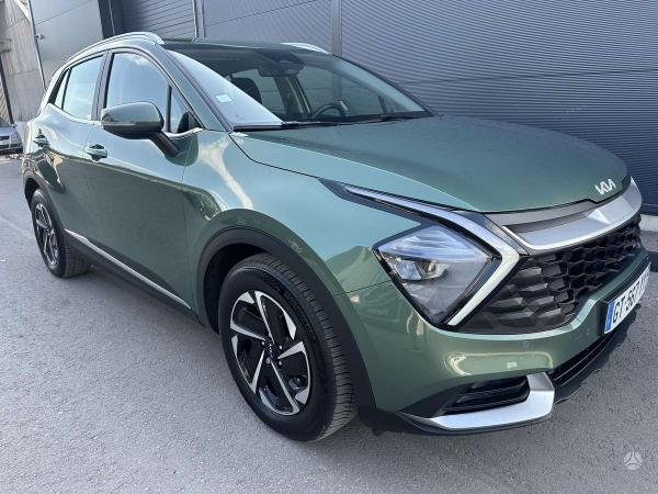 Green Kia Sportage 2024 in Taurage, with an engine capacity of 1.60 L and mileage of 201 thousand km for 18150 €, photo 1 on AUTOMOTO.COM.LV