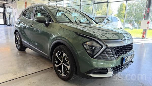 Green Kia Sportage 2025 in Riga, with an engine capacity of 1.60 L and mileage of 27 thousand km for 28900 €, photo 8 on AUTOMOTO.COM.LV