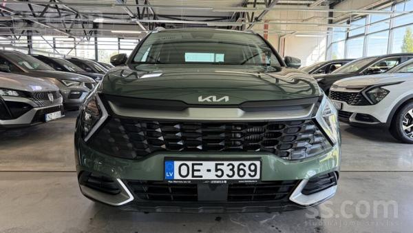 Green Kia Sportage 2025 in Riga, with an engine capacity of 1.60 L and mileage of 27 thousand km for 28900 €, photo 9 on AUTOMOTO.COM.LV