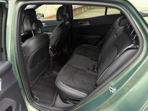 Green Kia Sportage 2025 in Vilnius, with an engine capacity of 1.60 L and mileage of 7 thousand km for 37000 €, photo 9 on AUTOMOTO.COM.LV