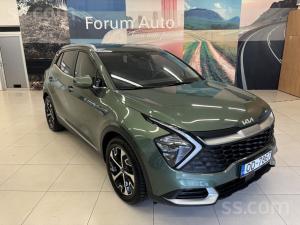 Зеленый Киа Sportage 2025 в Рига, объемом двигателя 1.60 л и пробегом 44 тыс. км за 27900 €, фото 1 на AUTOMOTO.COM.LV