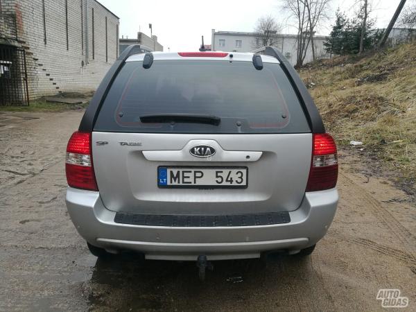 Grey Kia Sportage 2005 in Kaunas, with an engine capacity of 2.00 L and mileage of 218 thousand km for 3500 €, photo 4 on AUTOMOTO.COM.LV