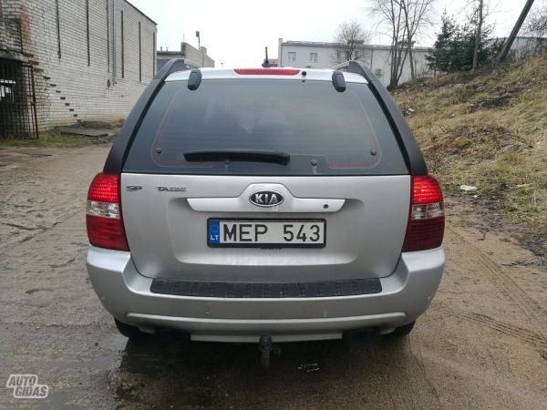Grey Kia Sportage 2005 in Kaunas, with an engine capacity of 2.00 L and mileage of 219 thousand km for 3400 €, photo 4 on AUTOMOTO.COM.LV