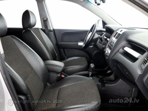 Серый Киа Sportage 2005 в Таллин, объемом двигателя 2.00 л и пробегом 327 тыс. км за 1799 €, фото 6 на AUTOMOTO.COM.LV