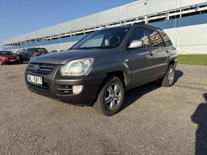Grey Kia Sportage 2005 in Daugavpils, with an engine capacity of 2.00 L and mileage of 244 thousand km for 2550 €, photo  on AUTOMOTO.COM.LV