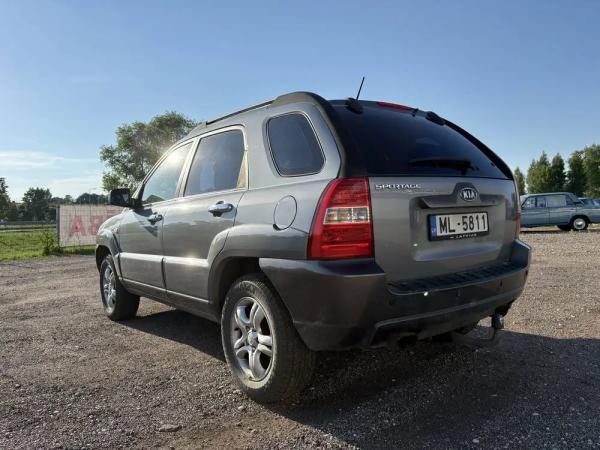 Серый Киа Sportage 2005 в Даугавпилс, объемом двигателя 2.00 л и пробегом 244 тыс. км за 2550 €, фото 3 на AUTOMOTO.COM.LV