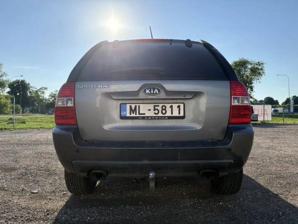 Серый Киа Sportage 2005 в Даугавпилс, объемом двигателя 2.00 л и пробегом 244 тыс. км за 2550 €, фото 4 на AUTOMOTO.COM.LV