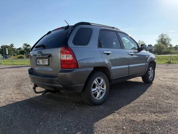 Серый Киа Sportage 2005 в Даугавпилс, объемом двигателя 2.00 л и пробегом 244 тыс. км за 2550 €, фото 5 на AUTOMOTO.COM.LV