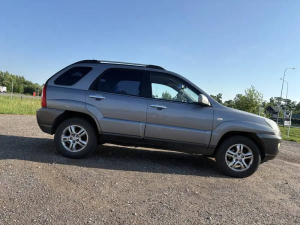 Серый Киа Sportage 2005 в Даугавпилс, объемом двигателя 2.00 л и пробегом 244 тыс. км за 2550 €, фото 6 на AUTOMOTO.COM.LV