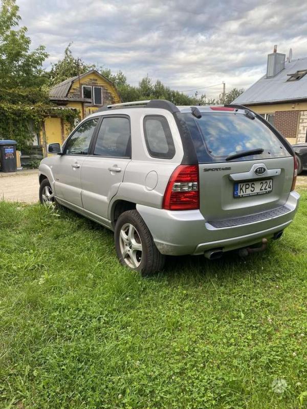 Серый Киа Sportage 2005 в Вильнюс, объемом двигателя 1.99 л и пробегом 263 тыс. км за 2550 €, фото 4 на AUTOMOTO.COM.LV